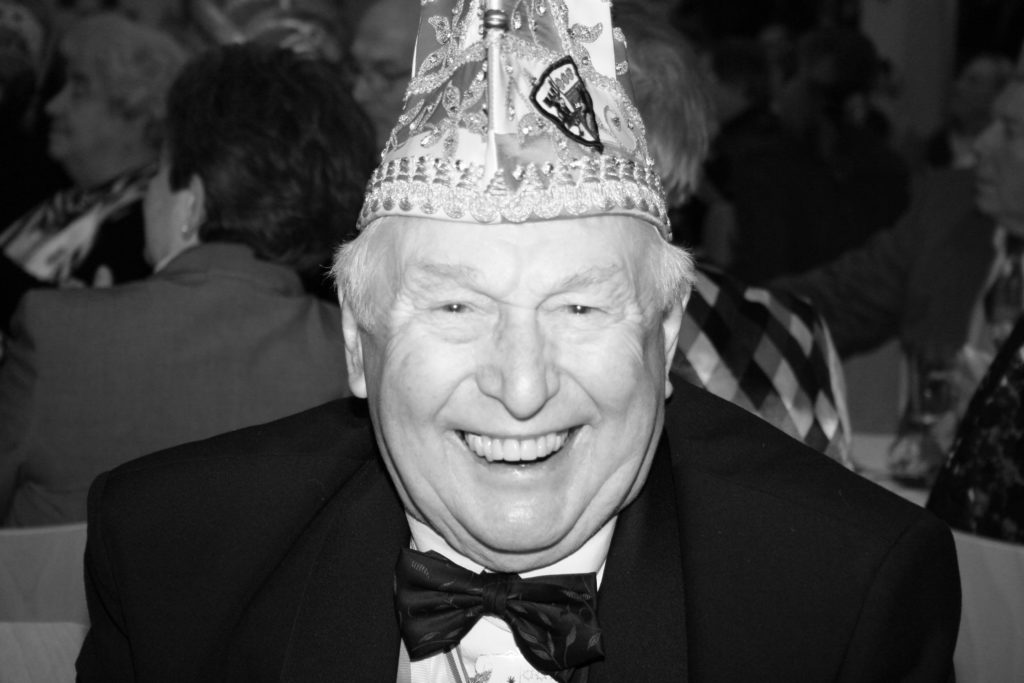 Unser Ehrenpräsidenten Heinz Günter Halm – KG Quer durch de Waat 1947 e.V.